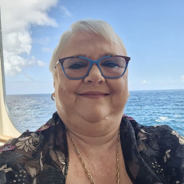 Our Trustees - The Maggie Oliver Foundation